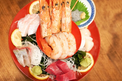 有楽町『徳田酒店 有楽町店』衝撃！大阪の人気角打ち系酒場、東京進出 – Syupo [シュポ]