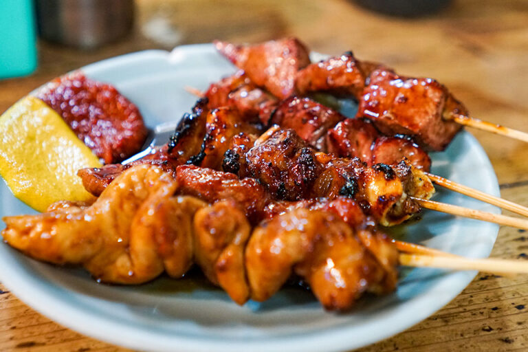 溝の口『かとりや 溝の口店』タレが絶品！昭和38年創業、歴史ある酒場 – Syupo [シュポ]