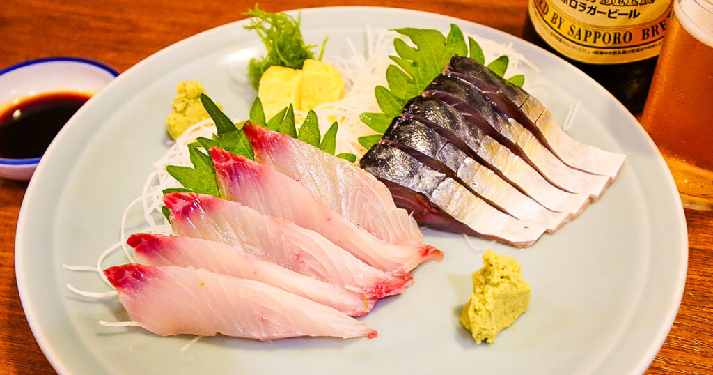 神田『大衆割烹 宿場』路地裏のいぶし銀酒場。魚と酒を愛する大人の隠れ家 – Syupo [シュポ]